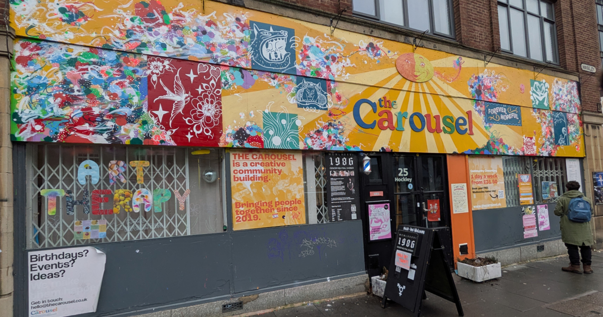 The Carousel - Notts.com